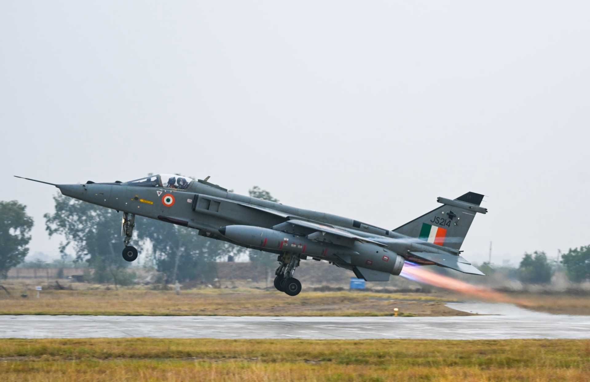 Breaking News | Pakistan may have downed up to six fighter jets in what could be India’s ...